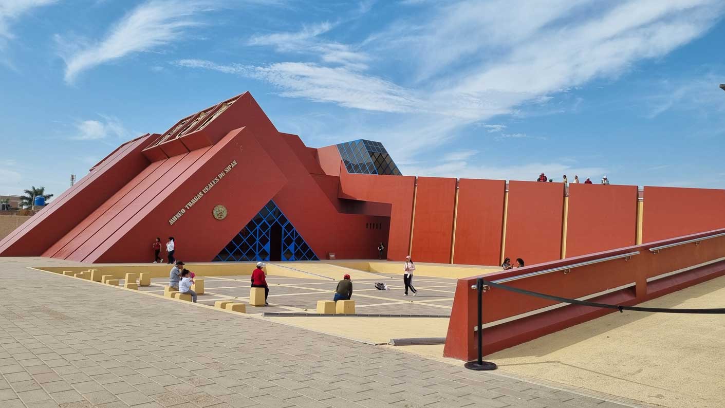 Tour Señor de Sipán desde Piura | Moche Tours